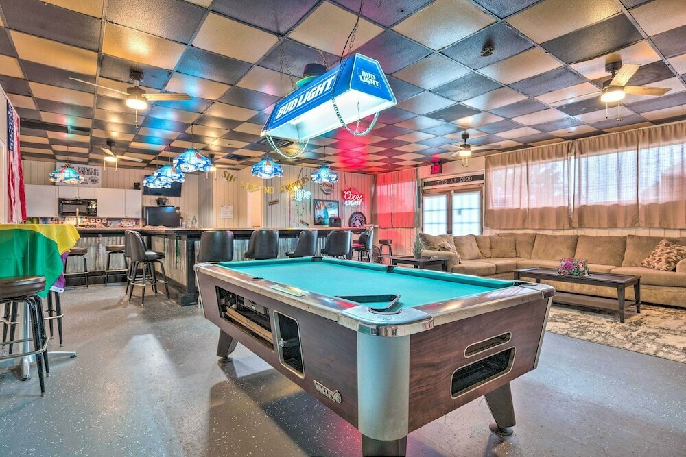 Otel 'the Float Yard' Pensacola Home w Pool Table, Pensakola, foto