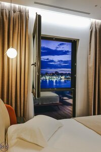 Hotel Butrinti (Albanian State Road 8), otel  Avlonya İli'nden