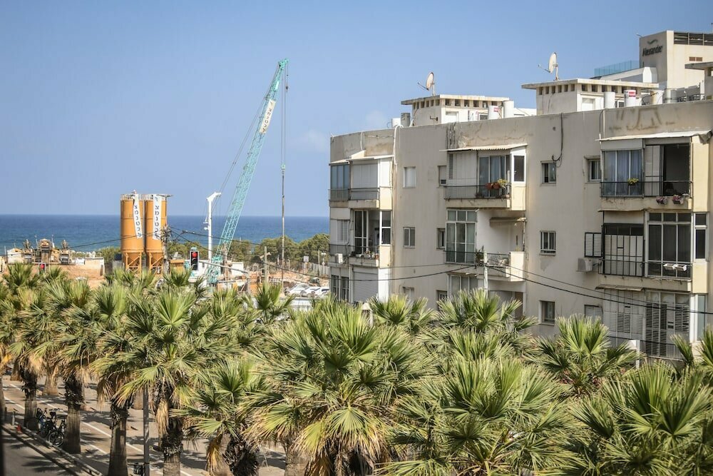 Kısa süreli konaklama Spacious & Bright 3br Apt with City View, Tel Aviv, foto