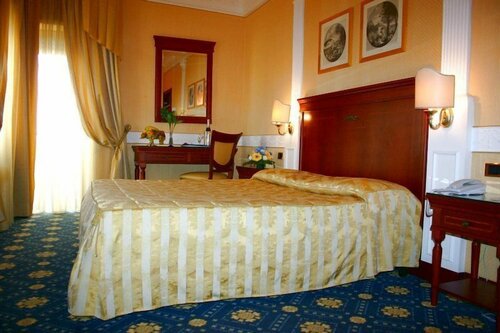 Otel Grand Hotel Dei Cesari Dependance, Anzio, foto