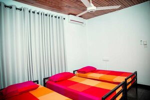Tuk Tuk Hostels (Western, Colombo, Thimbirigasyaya place), otel  Kolombo'dan
