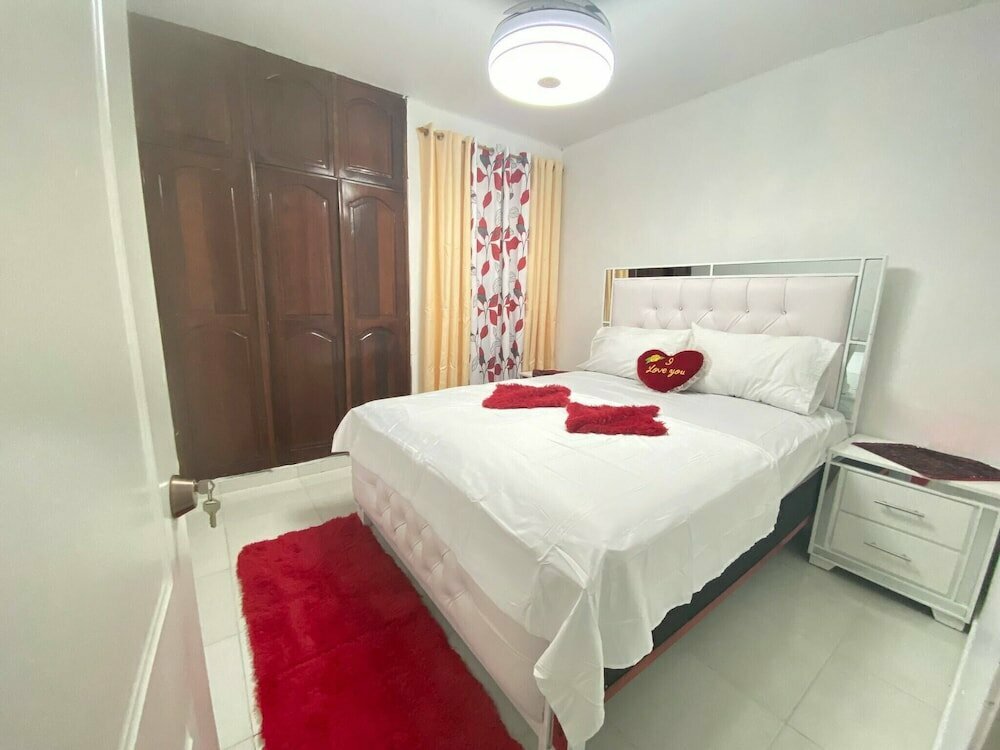Otel Cozy 3 Bedrooms Apt Monumental Area - Wifi and Parking, Santiago İli, foto