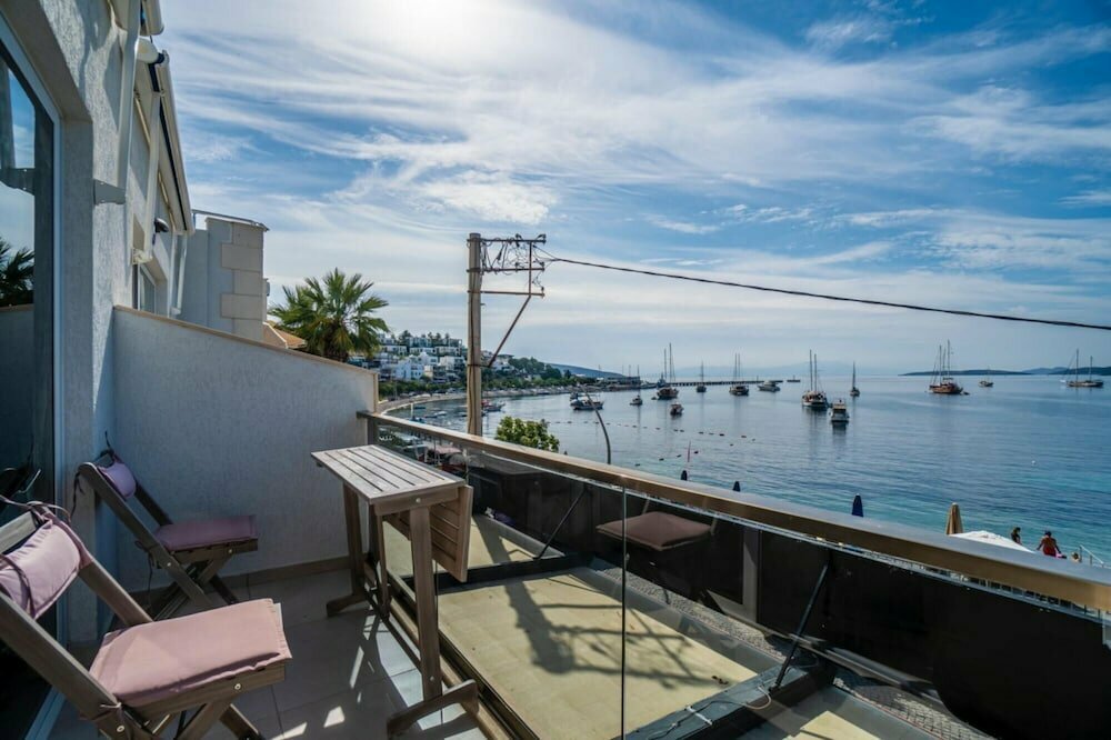 Kısa süreli konaklama Bodrum'da Büyüleyici Deniz Manzaralı Deniz Kenarı Daire, Bodrum, foto