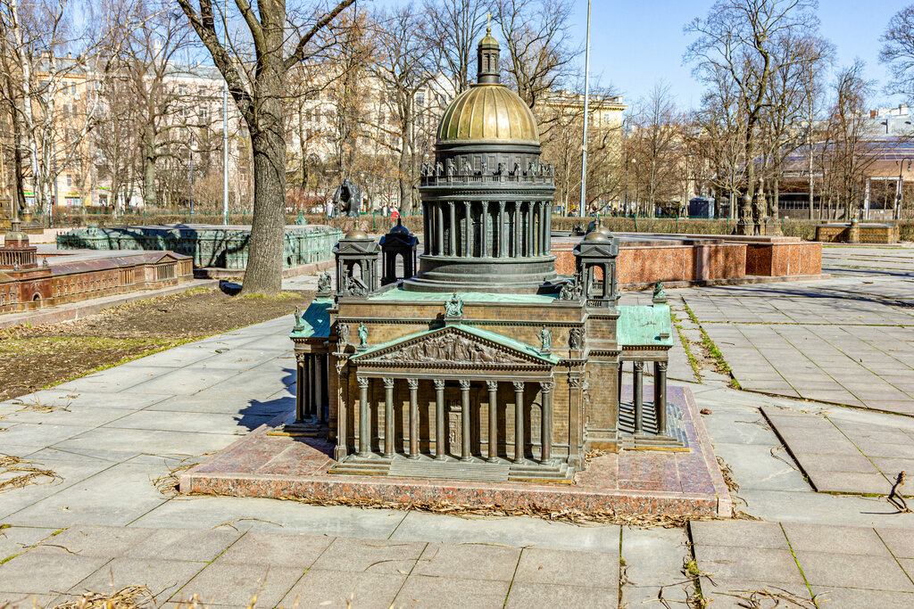 Dekorasyon ve süsleme, onur panosu Макет Исакиевского собора, Saint‑Petersburg, foto