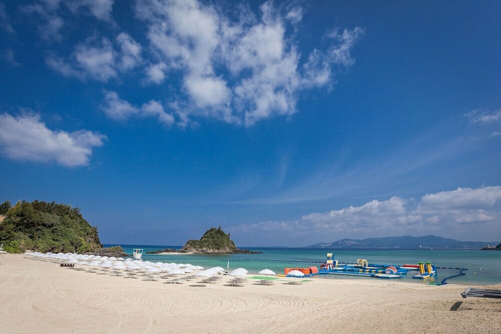 Otel Okinawa Kariyushi Lch Resort on the Beach, , foto