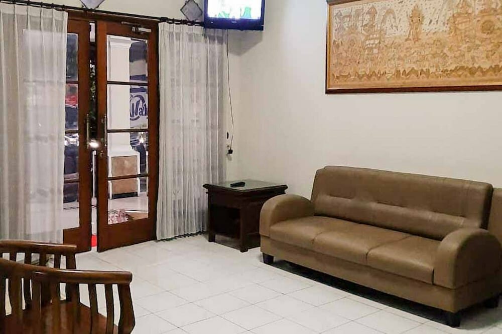 Otel KoolKost @ Raya Manyar, Surabaya, foto