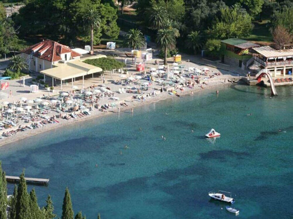 Otel Luxury Apartment With Private Balcony in Quiet Area, Dubrovnik, foto