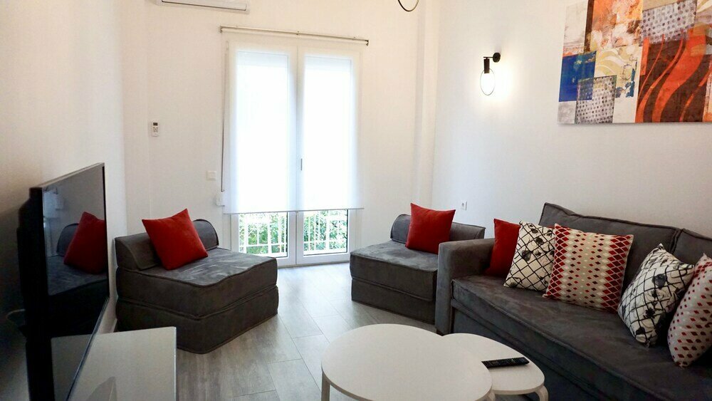 Otel Exclusive Design Studio with Yard, Atina, foto