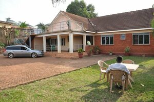 Bukoto Guest House and Apartments (Kampala, Bukoto Rise), otel  Kampala'dan