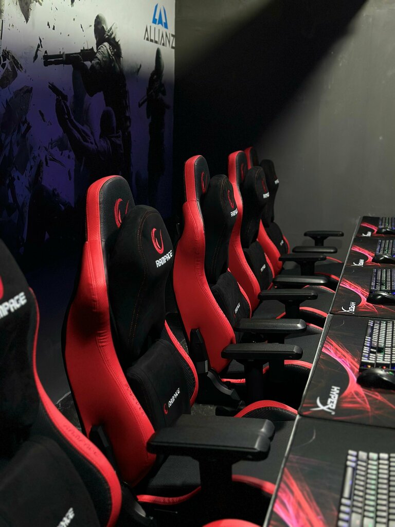 Oyun salonları Allianz Cyber Zone, Taşkent, foto