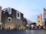 DayBreak B&b (Vico San Domenico Soriano No:31, Naples), otel  Napoli'den