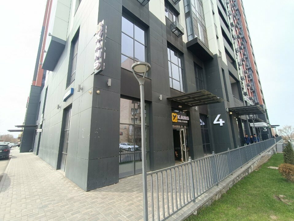 Bilgisayar kulübü Xans by Nice, Almatı, foto