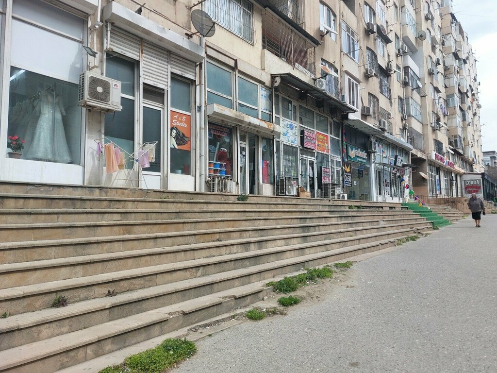 Banyo ve klozet mağazaları Santexnik Malları, Bakü, foto