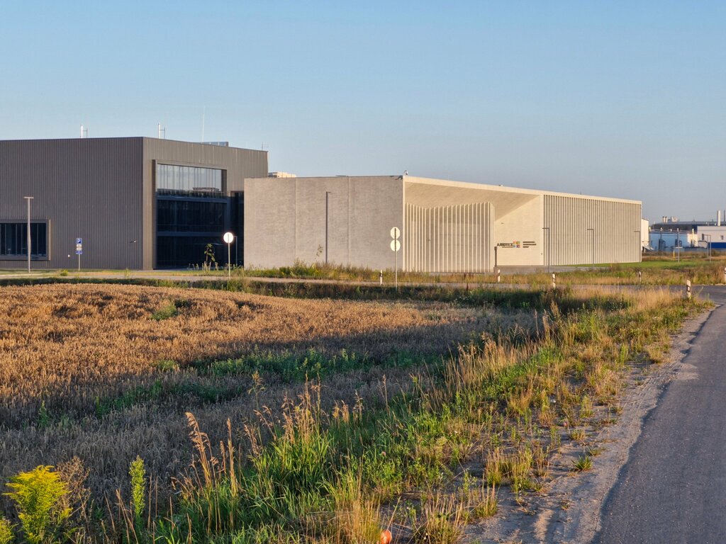 Sanayi kuruluşu Alutech Engineering and Technical Center, Minskaya oblastı, foto