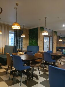 Kafe Khalyal Sogdiana Uzbekskoy kukhni (Komsomolskaya Street No:75с1), kafe  Tiumen'den