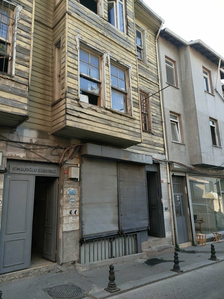 i̇ş merkezi Komşuoğlu İş Hanı, İstanbul, foto