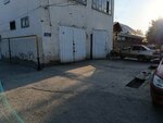Car Service (Maxim Gorky Street No:29А/2), otomobil servisi  Celalabat'tan