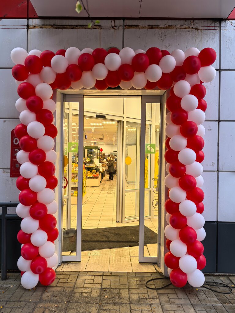Süpermarket Magnit, Murmanskaya oblastı, foto