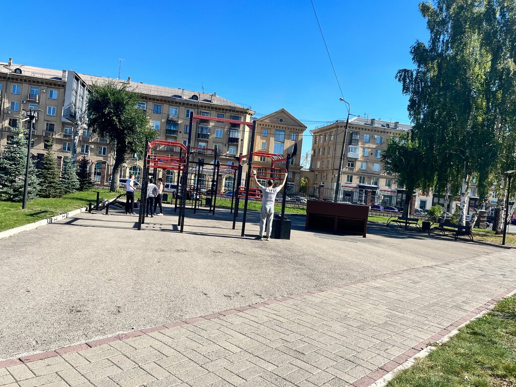 Spor alanı Площадка для воркаута, Magnitogorsk, foto