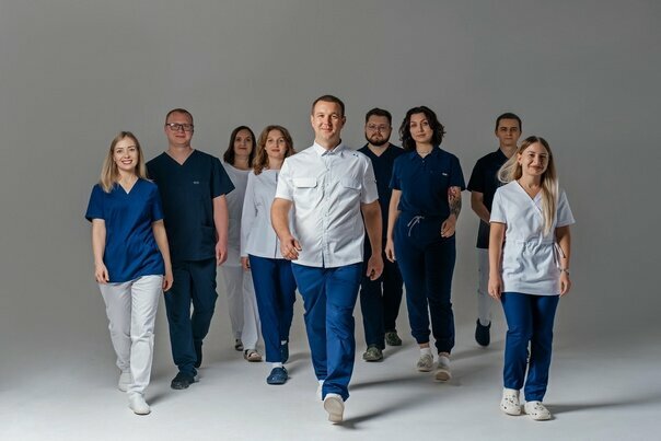 Özel ağız ve diş sağlığı klinikleri ve muayenehaneleri Sapfir, Orenburg, foto