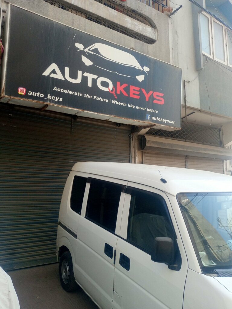 Garajlar Auto Keys, Karaçi, foto