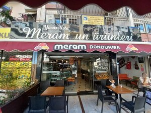 Meram Pastanesi - Izmir (İzmir, Konak, Mithatpaşa Cad., 591), ekmek fırını  İzmir'den