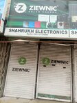 Shahrukh electronics (Shahrah-e-Liaquat No:274A), elektrik ve elektrikli ürün mağazası  Karaçi'den