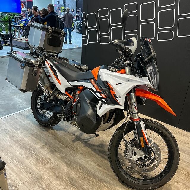 Hadde metal üretim ve satışı GlobeScout, İstanbul, foto