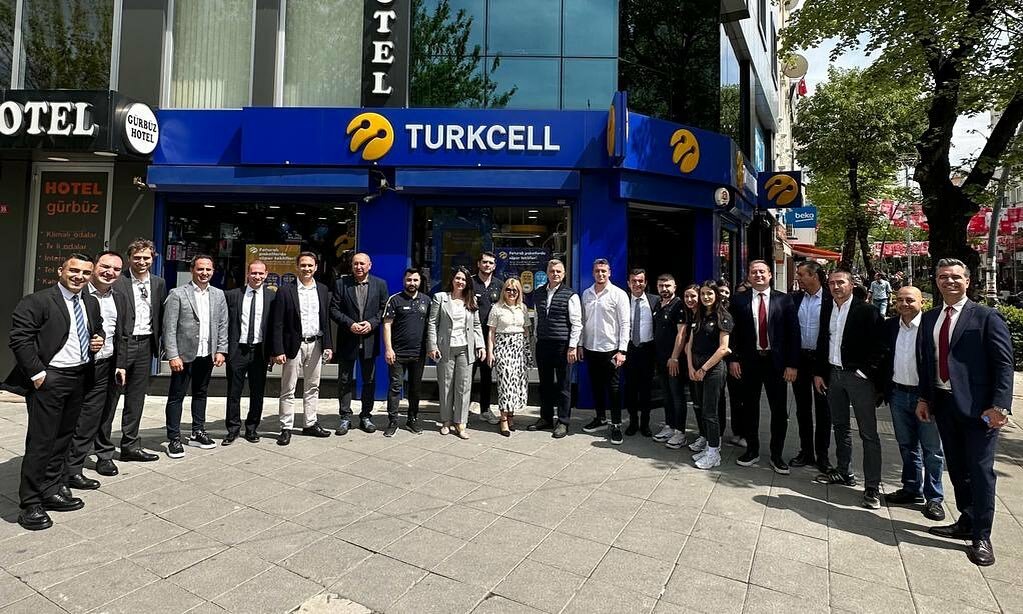 Cep telefonu ve aksesuarları satış mağazaları Eren iletişim, İstanbul, foto