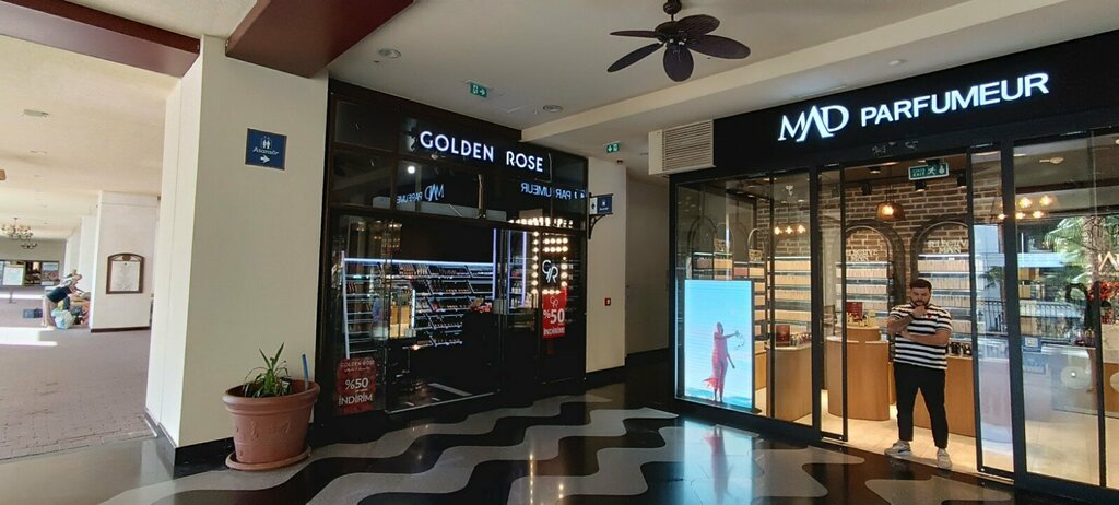 Kozmetik ve parfümeri mağazaları Golden Rose, İzmir, foto