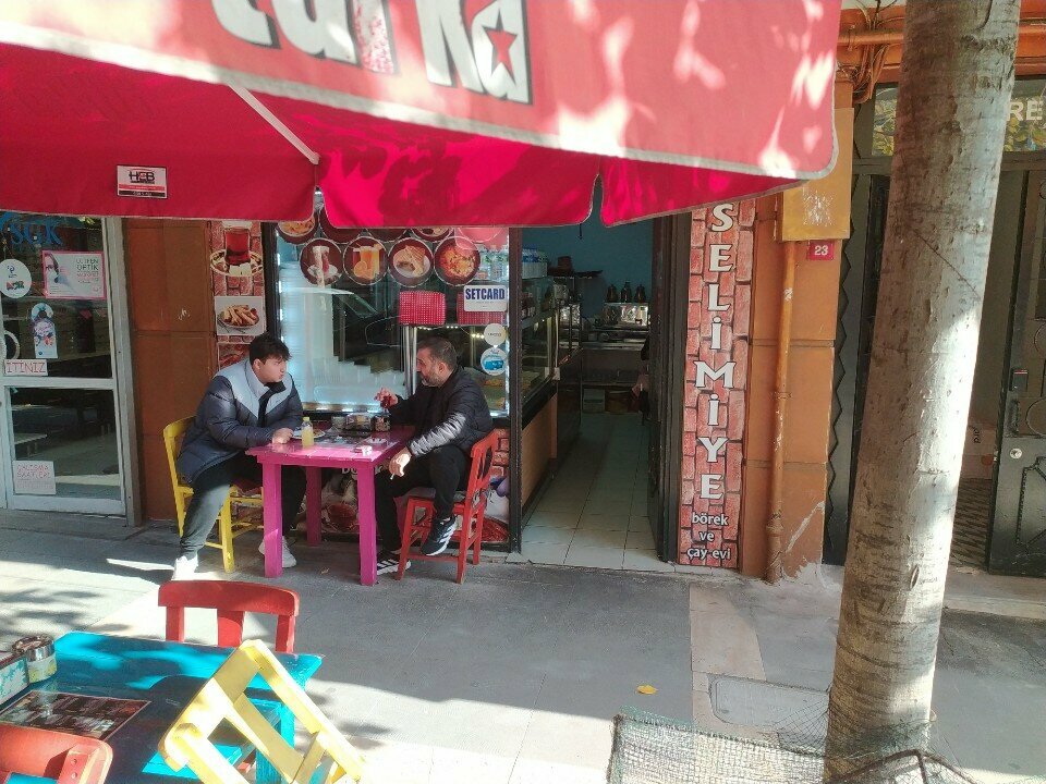 Kafe Selimiye Börek Ve Çay Evi, İstanbul, foto