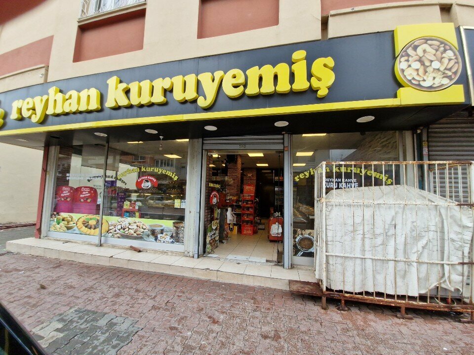 Mini-market Sarı Züccaciye, Adana, foto