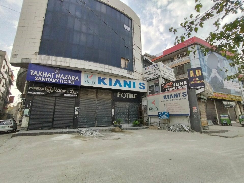 Alışveriş merkezleri Brig Nadeem Plaza, Rawalpindi, foto