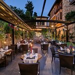 Vanilla Restaurant (Antalya, Muratpaşa, Kılınçarslan Mah., Zafer Sok., 17), restoran  Antalya'dan