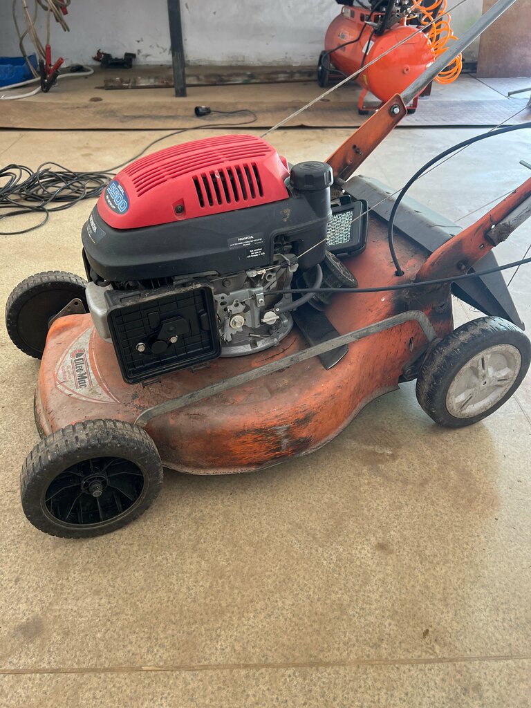 Bahçe ekipmanları tamiri MotSadTex, Moskova, foto