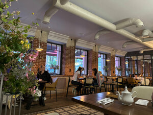 Bonneville (Radischeva Boulevard No:29), kafe  Tver'den