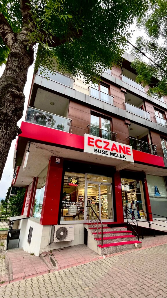 Eczaneler Buse Melek Eczanesi, İstanbul, foto