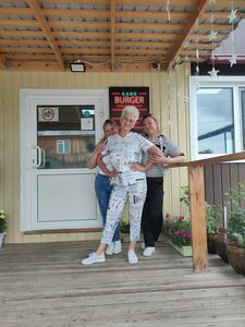 Burger (ulitsa Ostrovskogo No:11), kafe  Tommot'tan