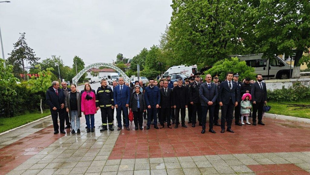Devlet kurumları ve bakanlıklar Kofçaz İlçe Milli Eğitim Müdürlüğü, Kofçaz, foto