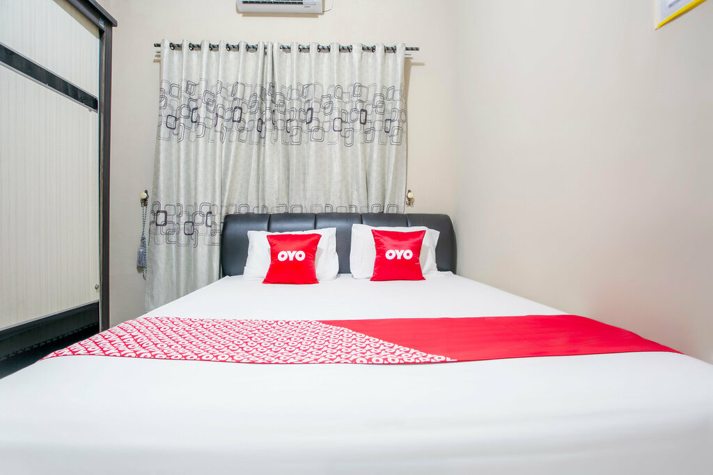 Otel Oyo 2954 Aulia Homestay, , foto
