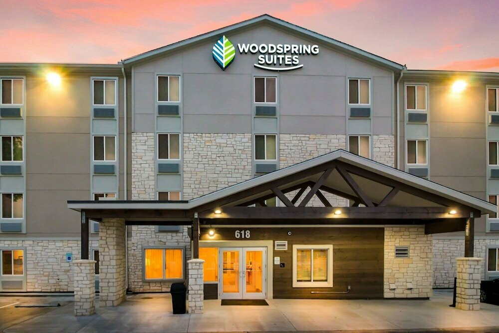 Otel WoodSpring Suites Lake Jackson, Texas, foto