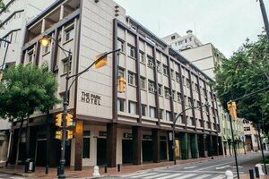 The Park Hotel (Guayas, Guayaquil), otel  Guayaquil'den