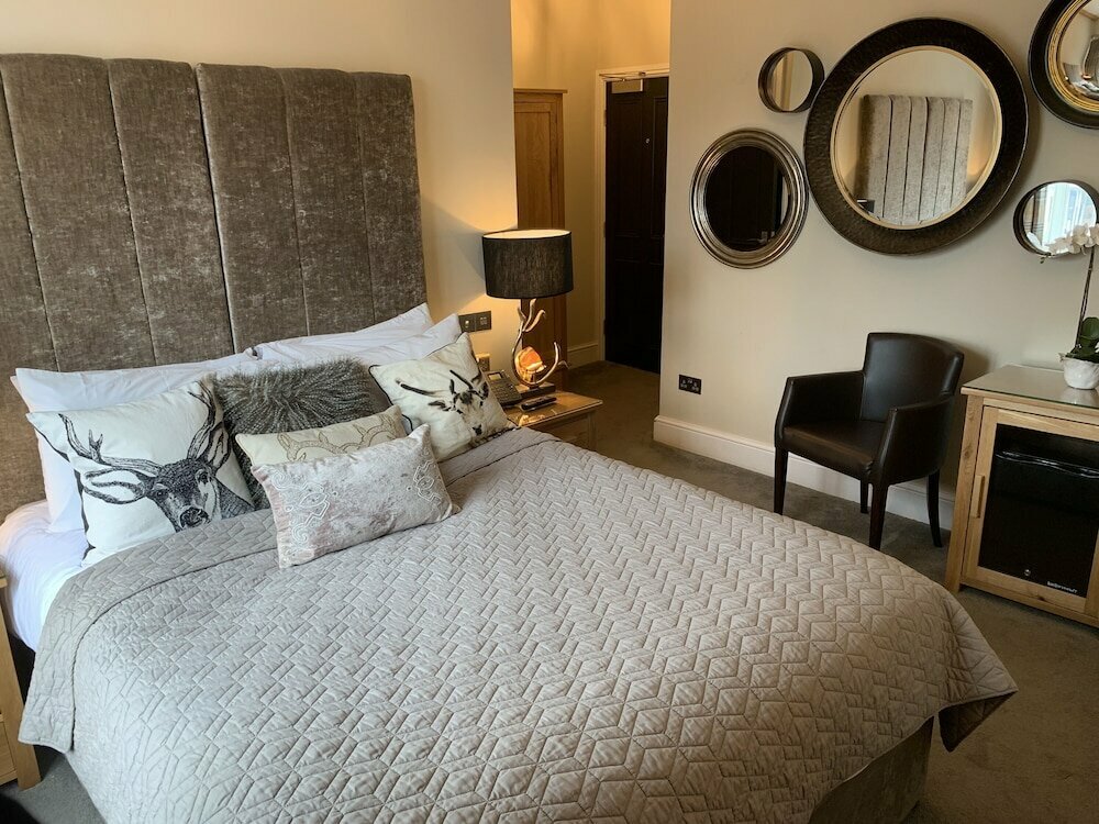 Otel The Wheatsheaf Hotel Sandbach, İngiltere, foto