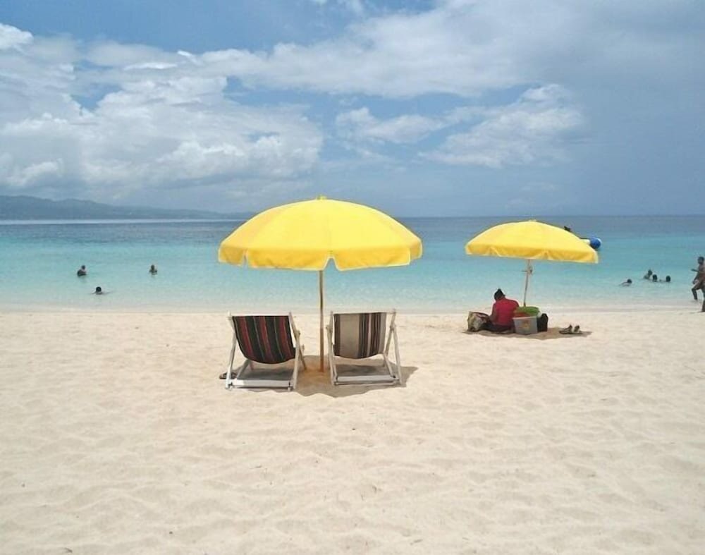 Otel Skyclub Beach Suite at Mobay Club, Montego Bay, foto