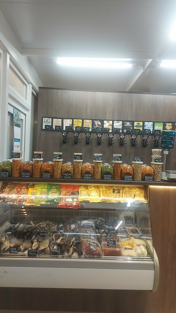 Bira dükkanı Пив. Точка, Tverskaya oblastı, foto