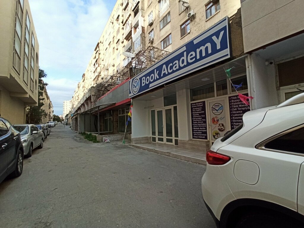 Meslek kursları Book Academy, Bakü, foto