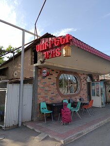 У Сурена (Noragavit 1st Street No:114/1, Yerevan), kafe  Erivan'dan