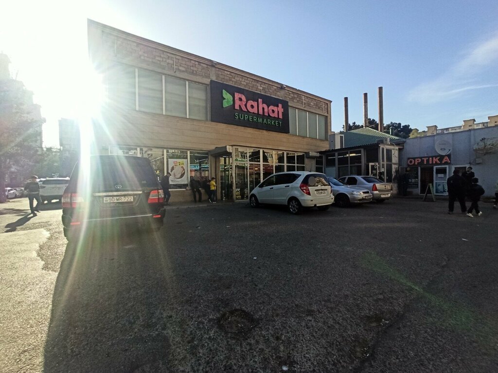 ATM'ler International Bank, Bakü, foto