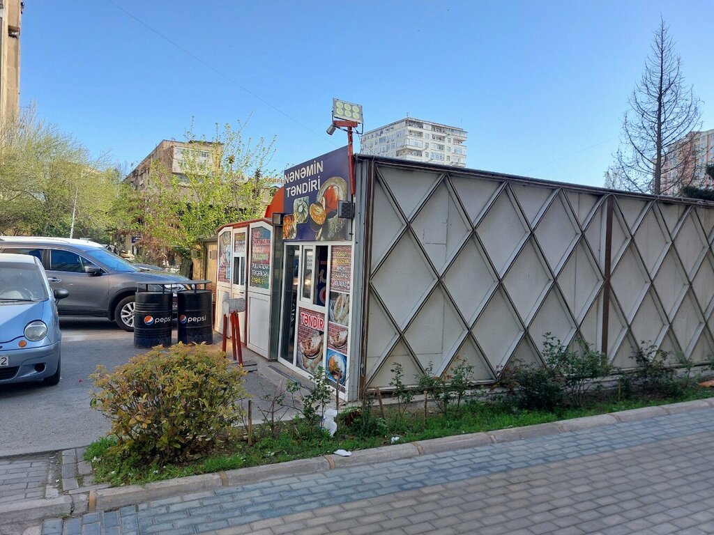 Ekmek fırını Nənəmin Təndiri, Bakü, foto