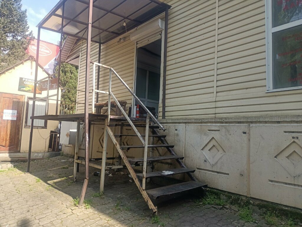 Kanatlı hayvan ürünleri ve yumurta Полуфабрикаты из птицы, Soçi, foto